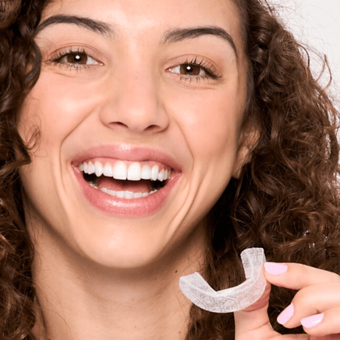 Teeth Whitening Products To Whiten Teeth At Home | Safest Gel & Kit